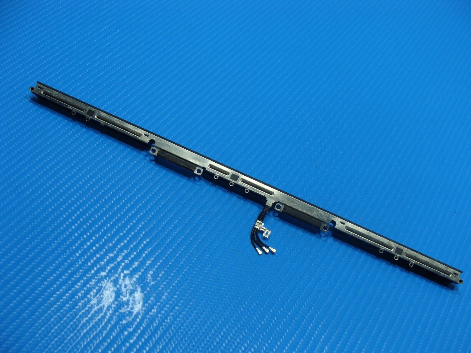 MacBook Pro A2485 16" 2021 MK1E3LL/A Genuine Rear Vent & Wi-Fi Antenna ...