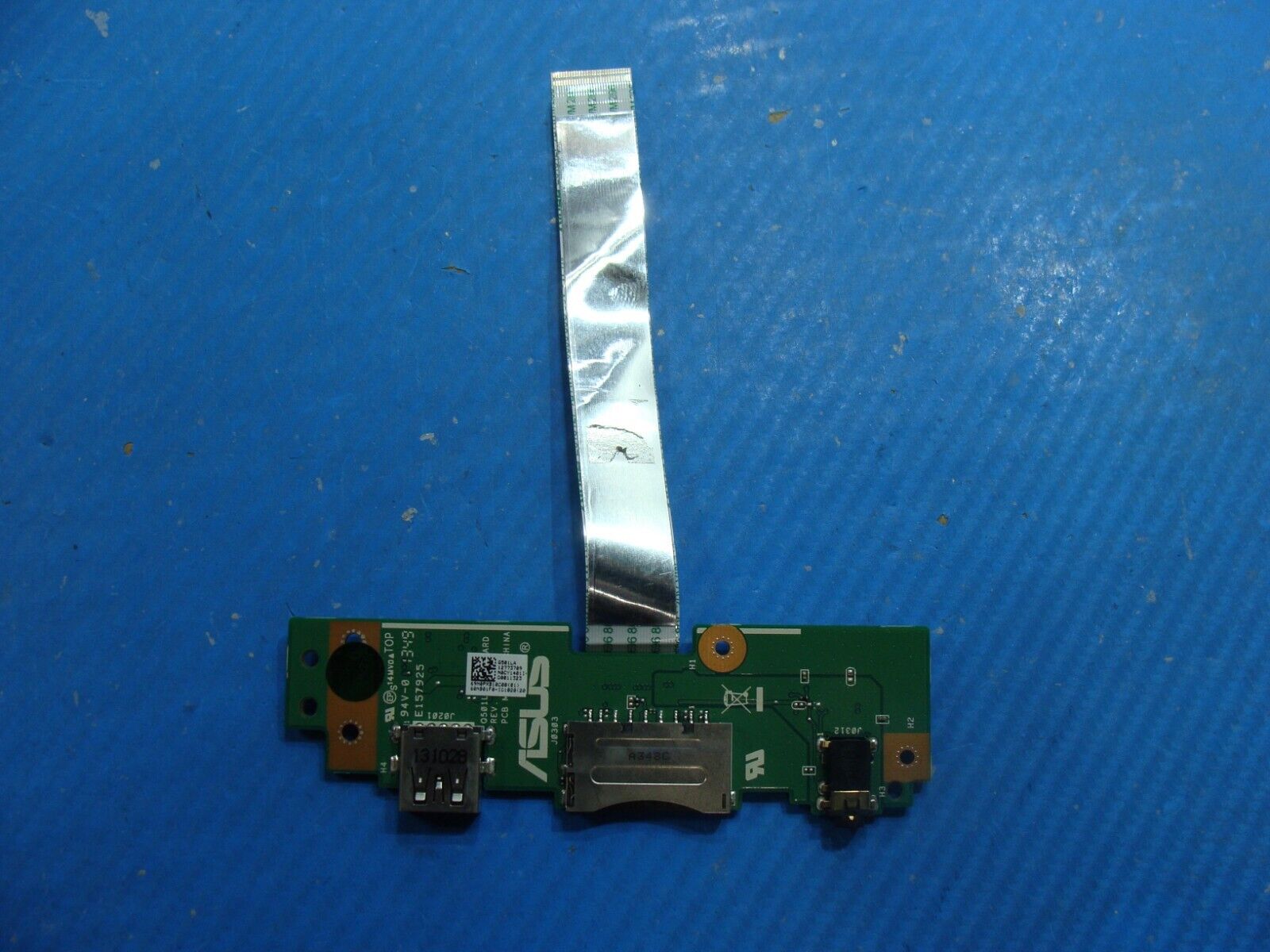 Asus 15.6" Q501LA Genuine USB Audio Card Reader Board w/Cable 60NB01F0 ...